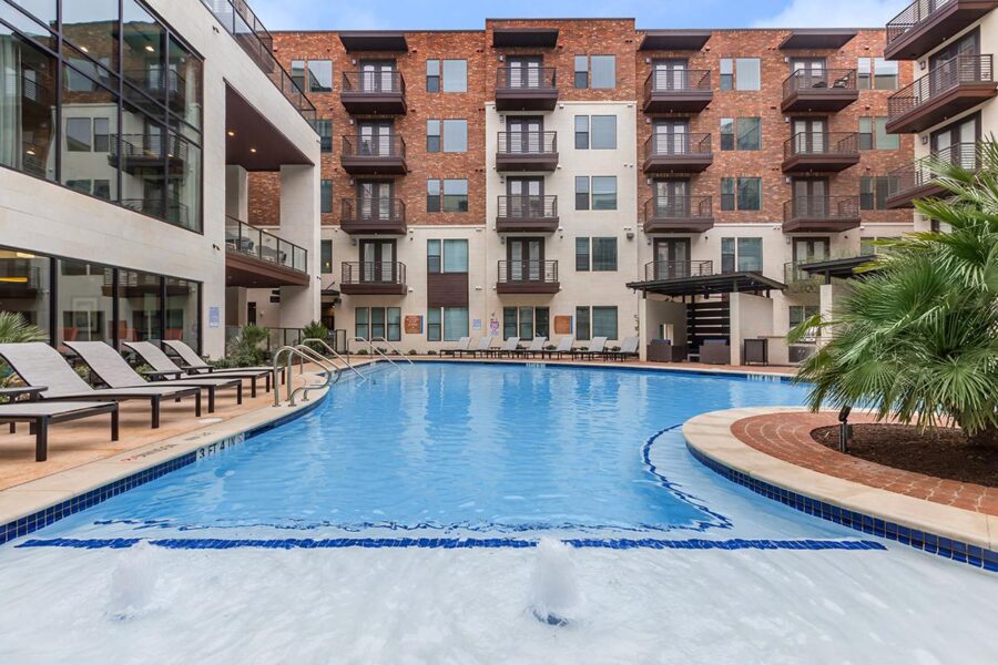 Gallery | Bell Lakeshore | Riverside Apartments